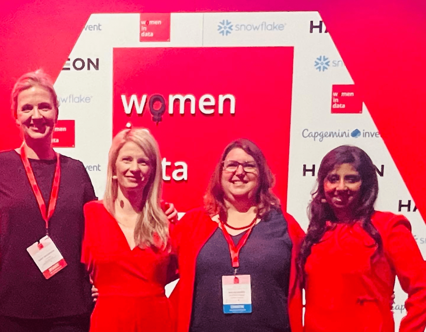 D/deaf support at Women in Data conference - Achieve together